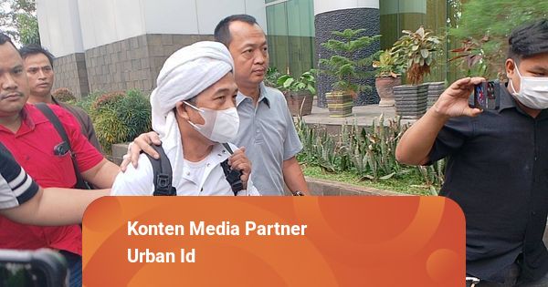 Kejati Sumsel Tangkap DPO Kasus Korupsi Jaringan Internet di Muba | kumparan.com